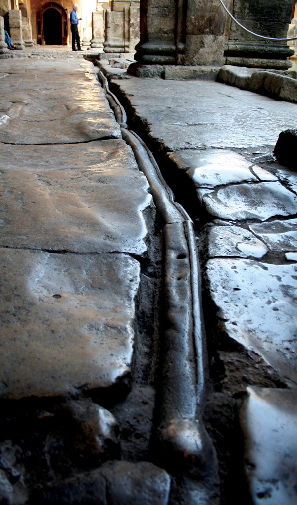 Rome's lead water pipes likely not a health risk Rome's lead water pipes likely not a health risk